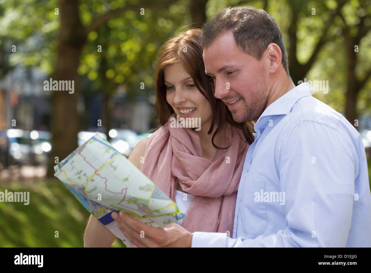 Map reading concept hi-res stock photography and images - Alamy