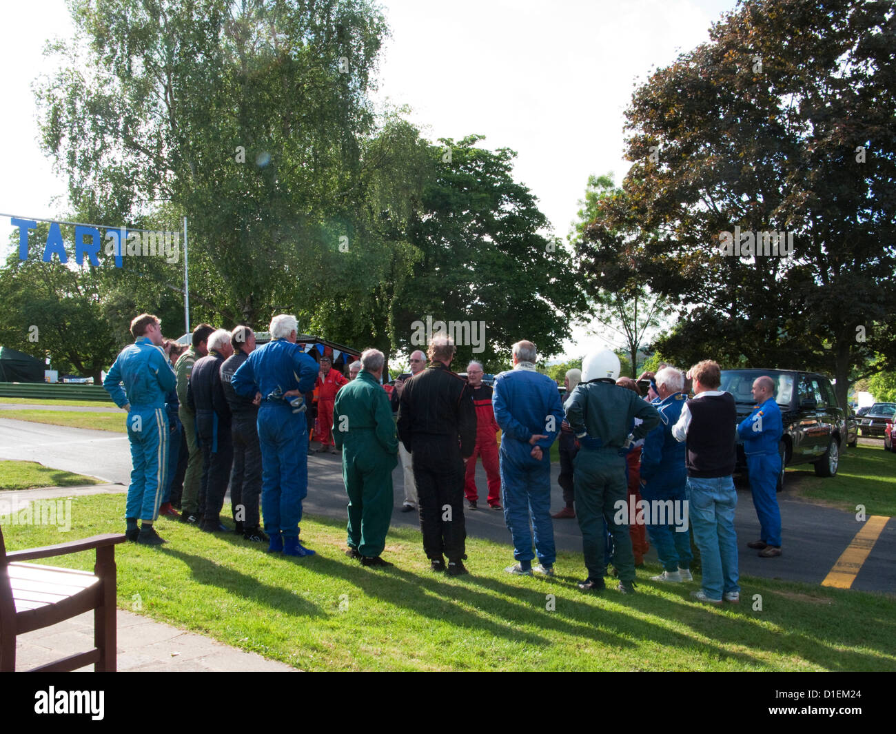 Driver briefing hi-res stock photography and images - Alamy