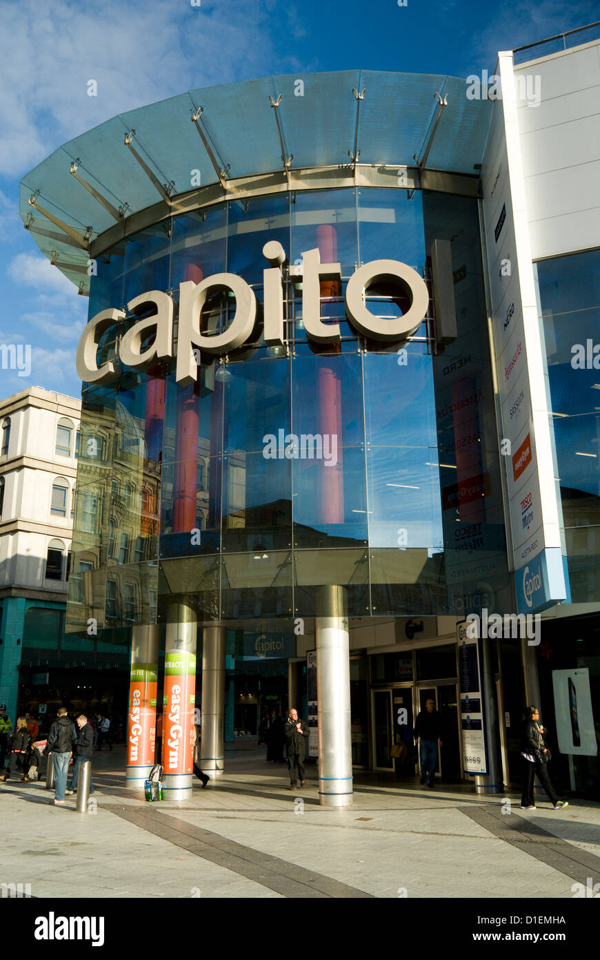 Capitol shopping centre, cardiff hi-res stock photography and images ...