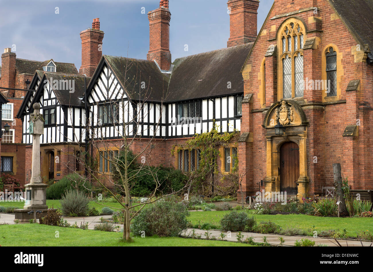 The alms house hi-res stock photography and images - Alamy