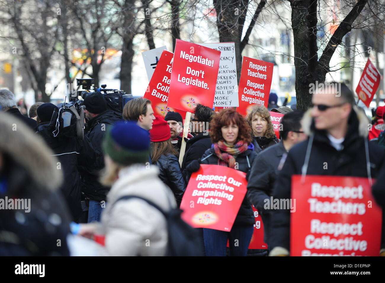 Elementary teachers hi-res stock photography and images - Alamy