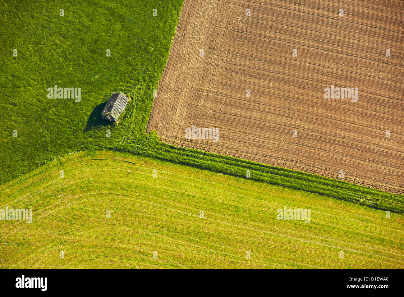 Aerial shed hi-res stock photography and images - Alamy