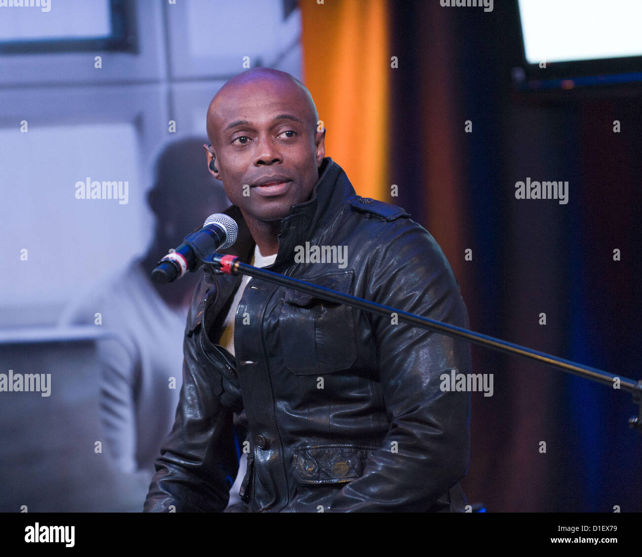 Kem singer hi-res stock photography and images - Alamy