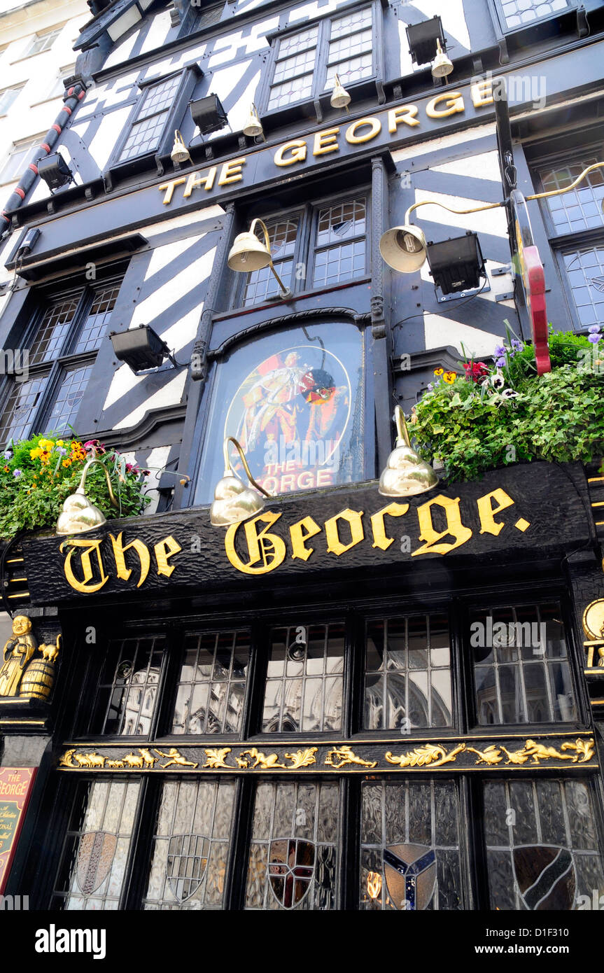 George pub fleet street hi-res stock photography and images - Alamy