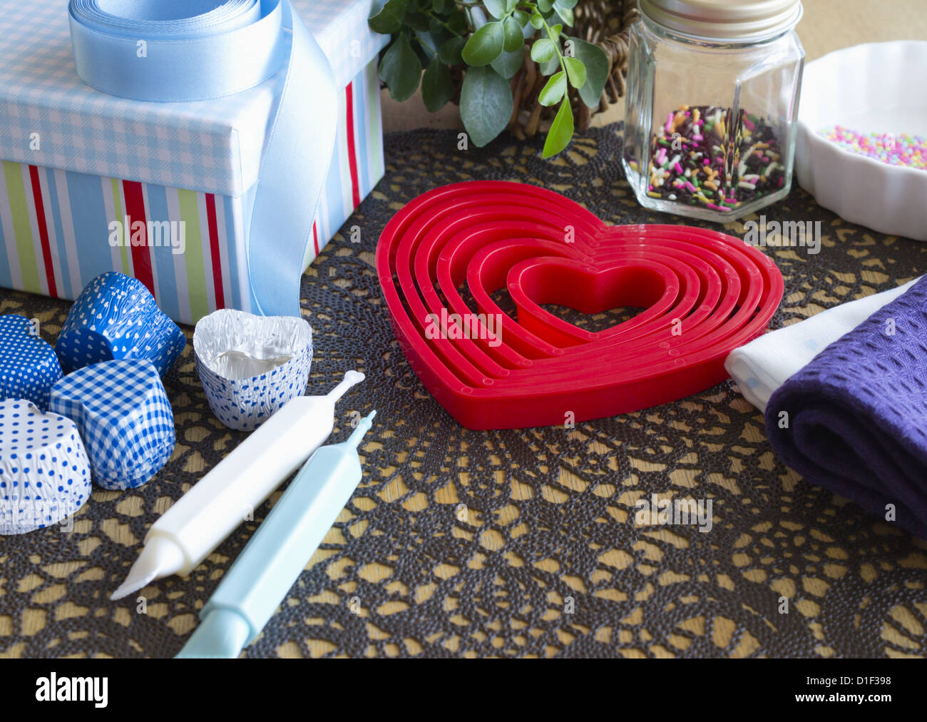 Heart-shaped baking supplies Stock Photo - Alamy