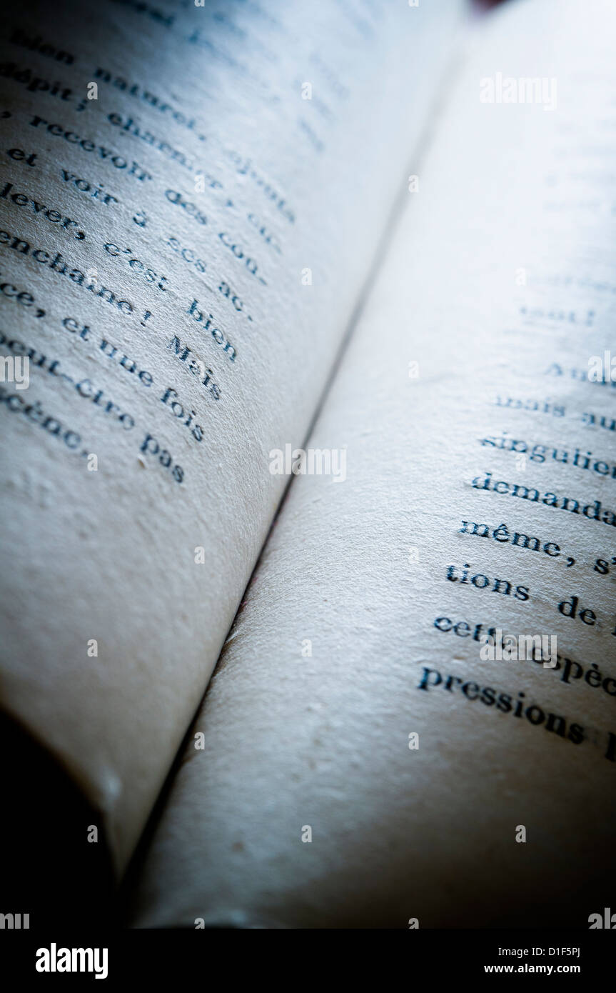 Open book words hi-res stock photography and images - Alamy