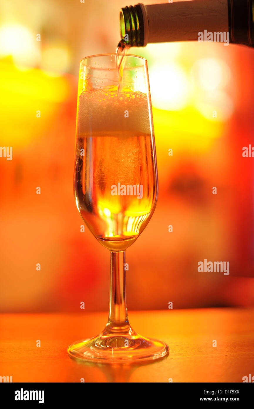 Sparkling wein hi-res stock photography and images - Alamy