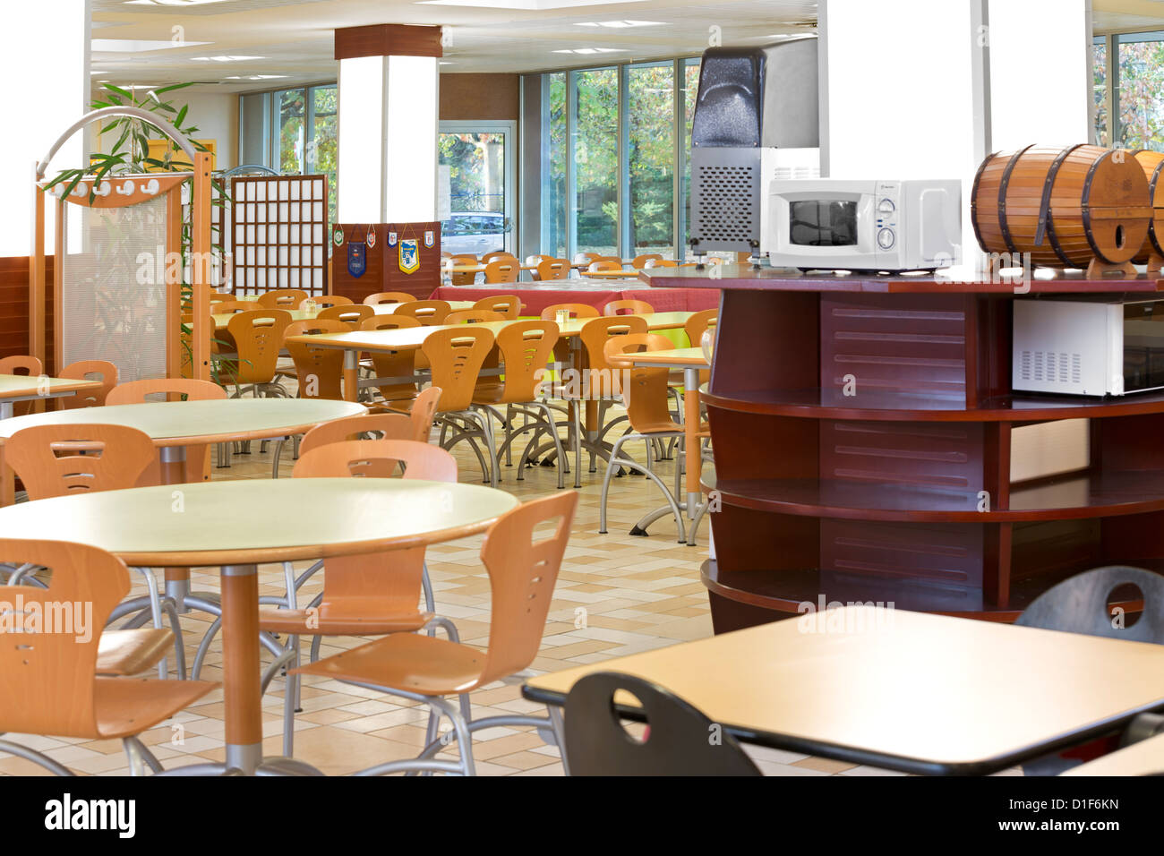 The cafeteria of a group. Cafétéria dans une collectivité Stock Photo ...