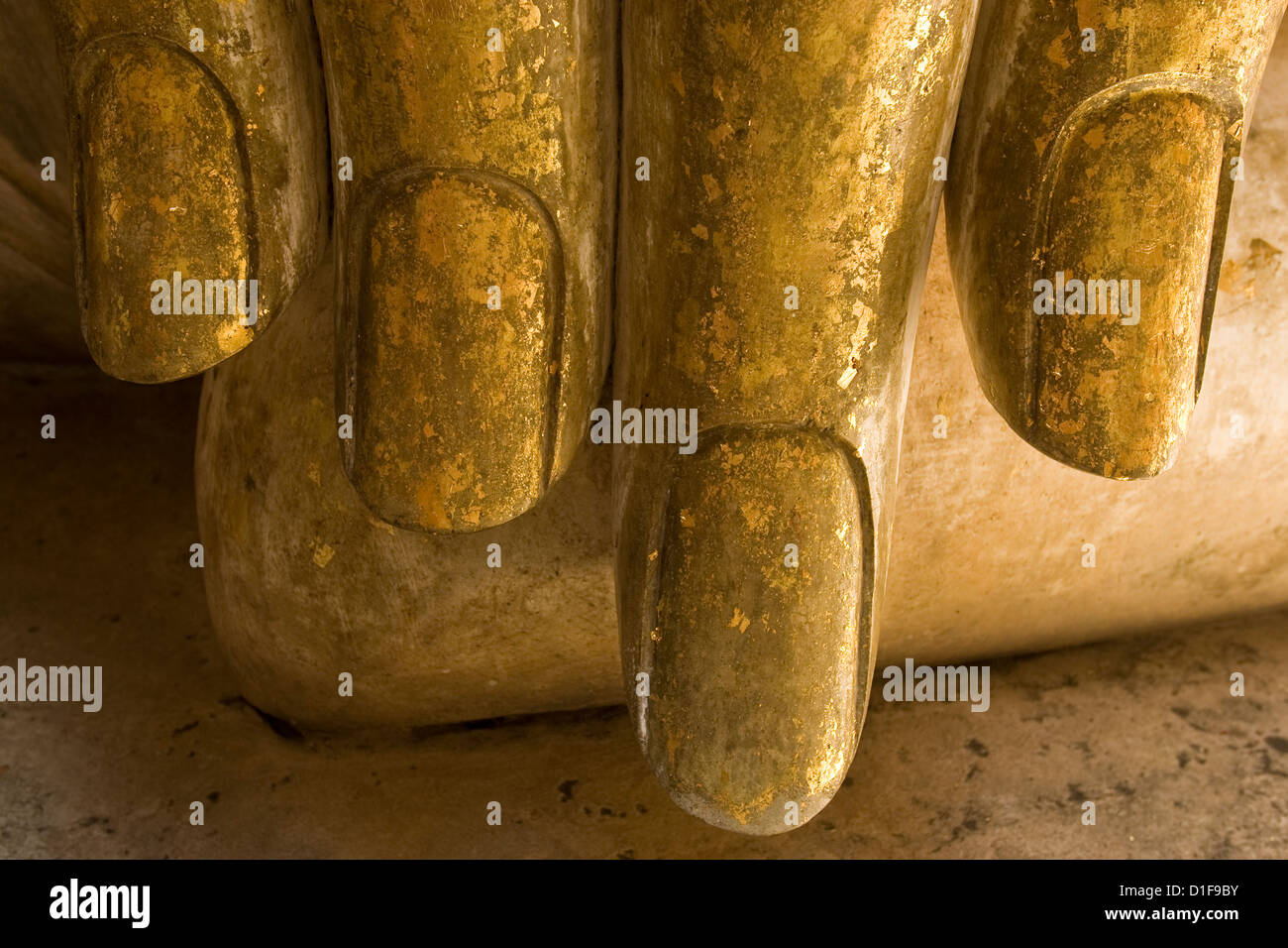 Hand Of The Giant Buddha Statue, Wat Si Chum, Sukhothai, Thailand Stock ...