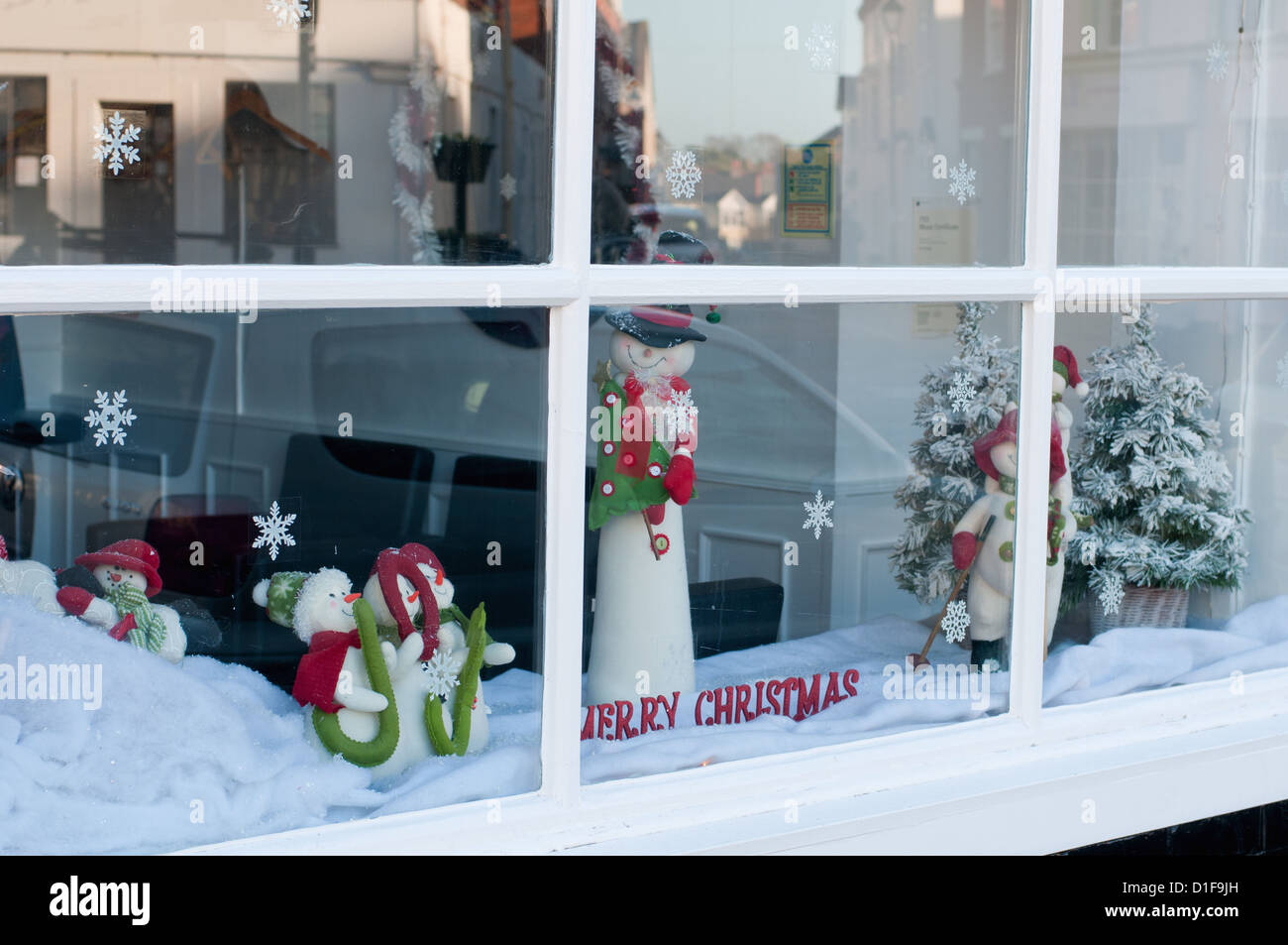 Snowman Window Display High Resolution Stock Photography and Images - Alamy