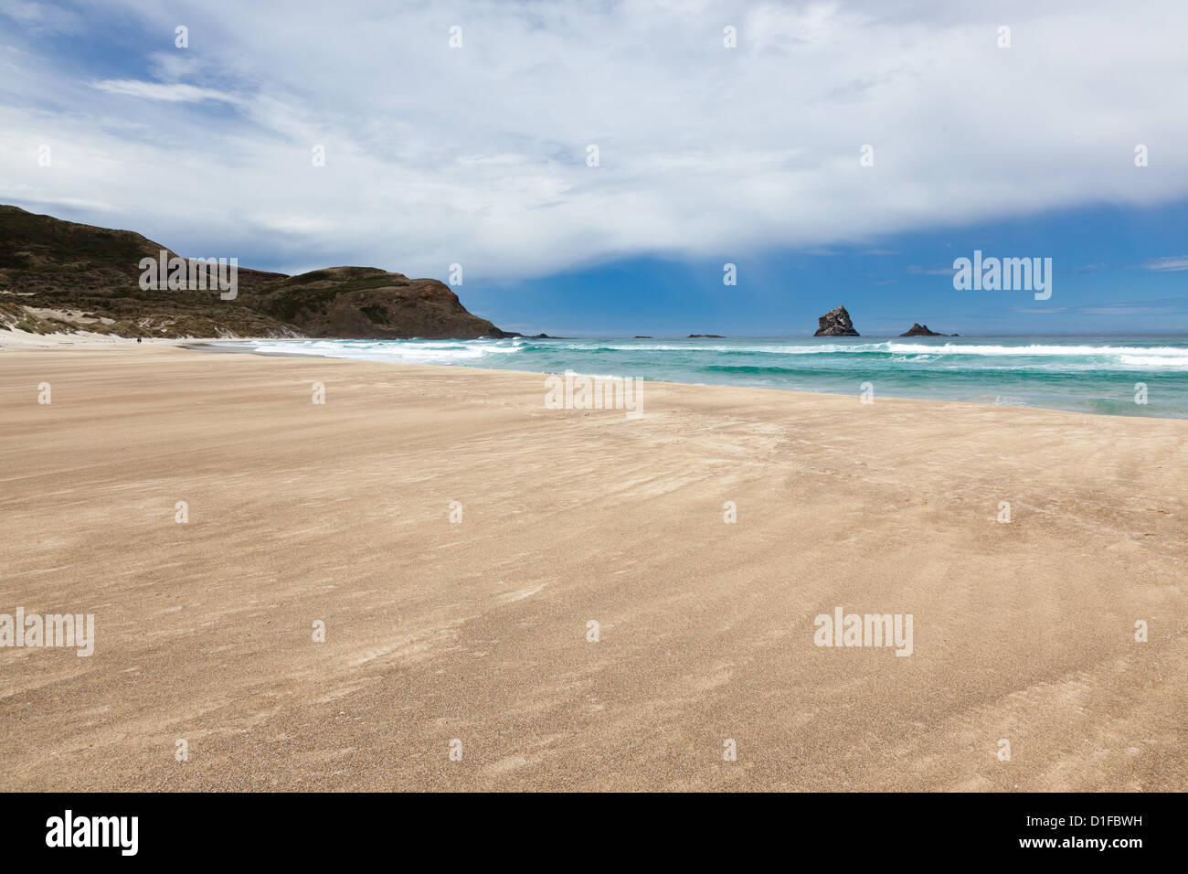 Sandfly bay lagoon hi-res stock photography and images - Alamy