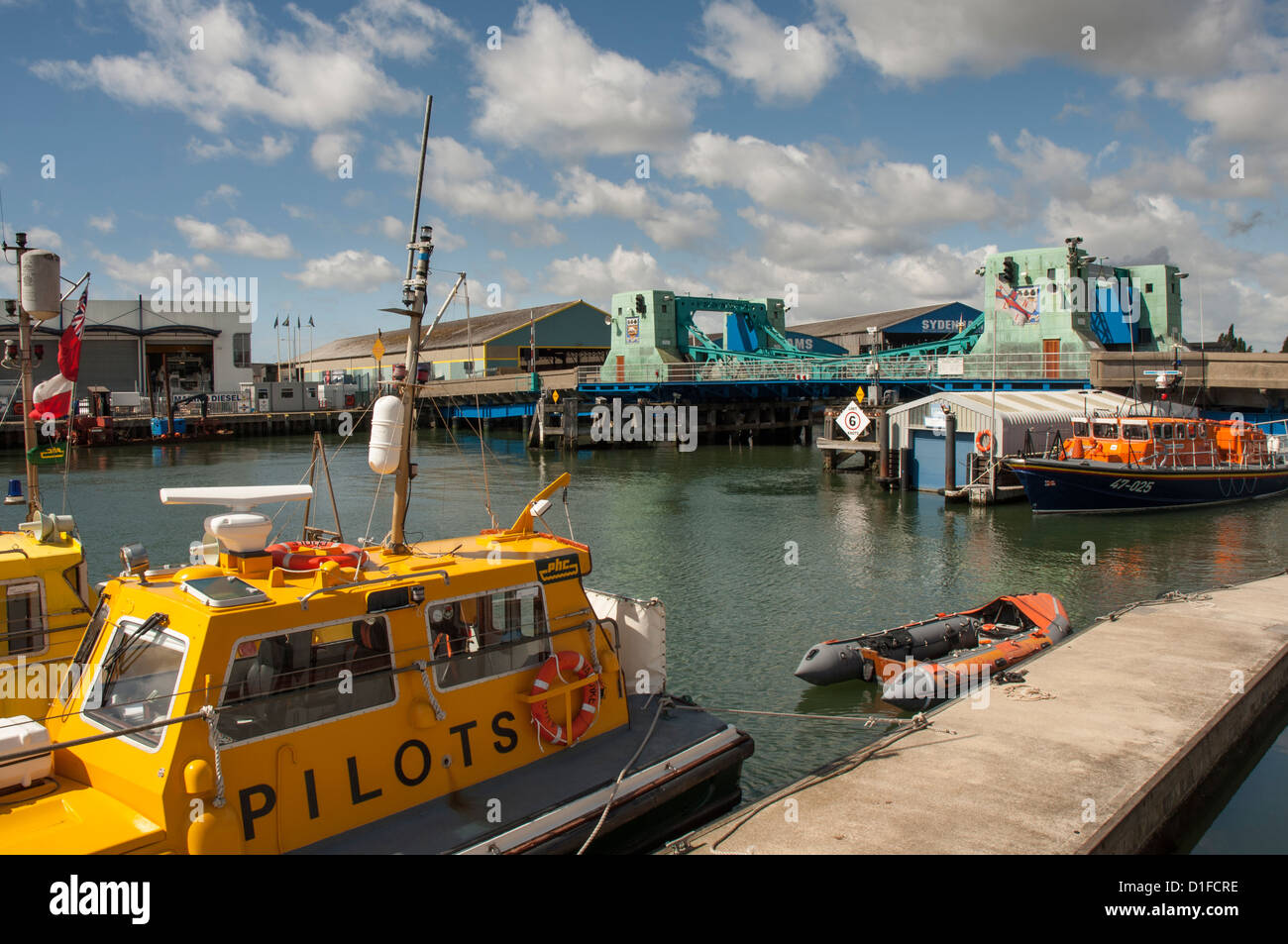Poole harbour aerial hi-res stock photography and images - Alamy