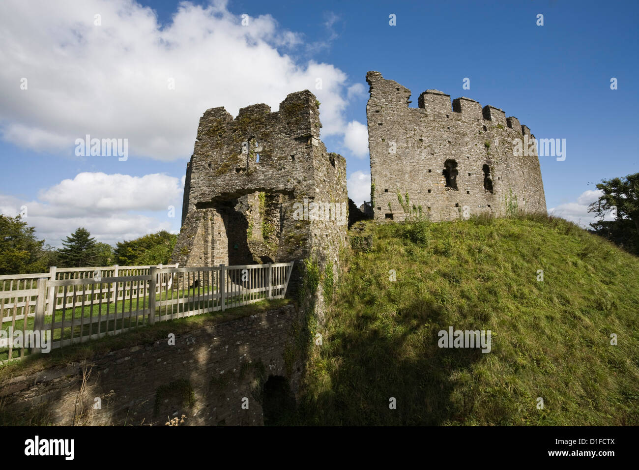 Restormel Castle High Resolution Stock Photography and Images - Alamy