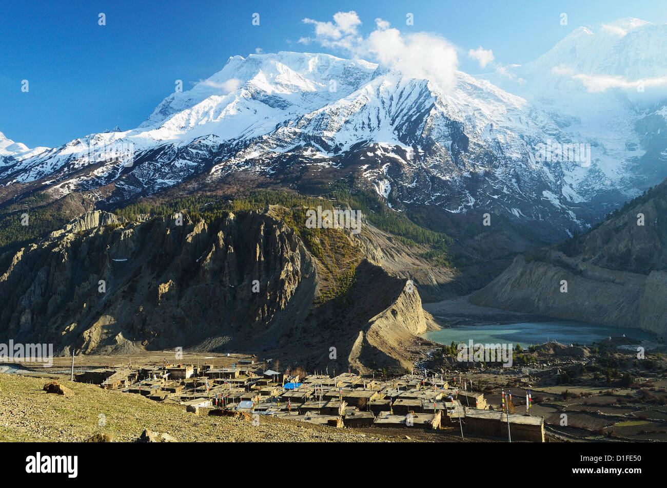 Himalayan range hi-res stock photography and images - Alamy