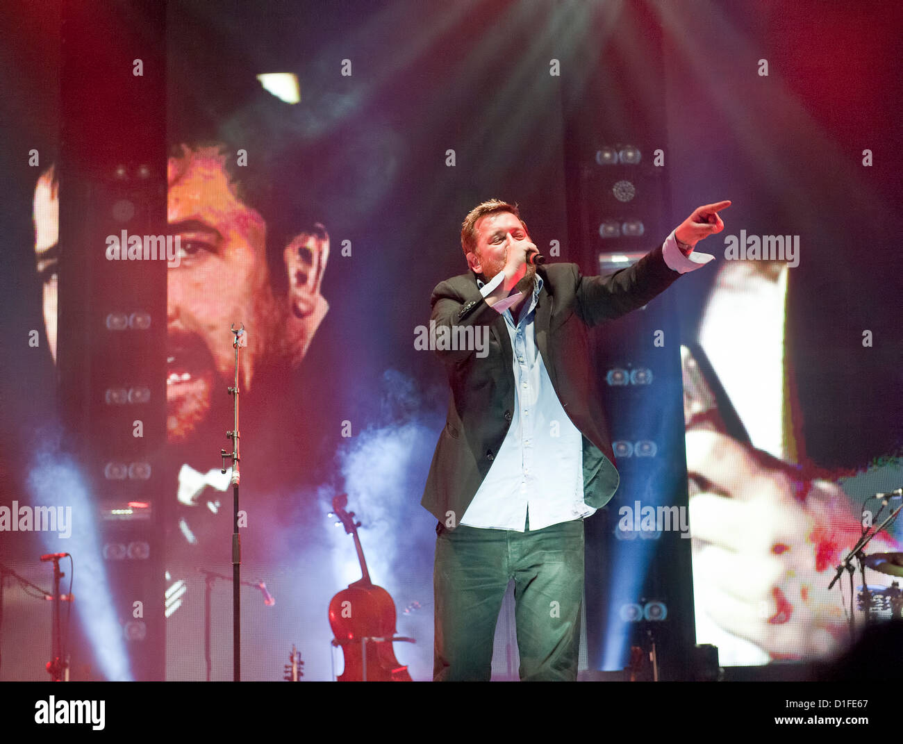 Lead Singer guy Garvey from the group Elbow Performing at the Jodrell ...