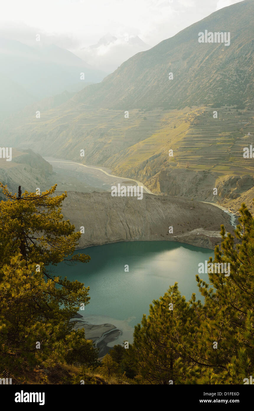 Gangapurna Lake, Marsyangdi River Valley, Annapurna Conservation Area ...