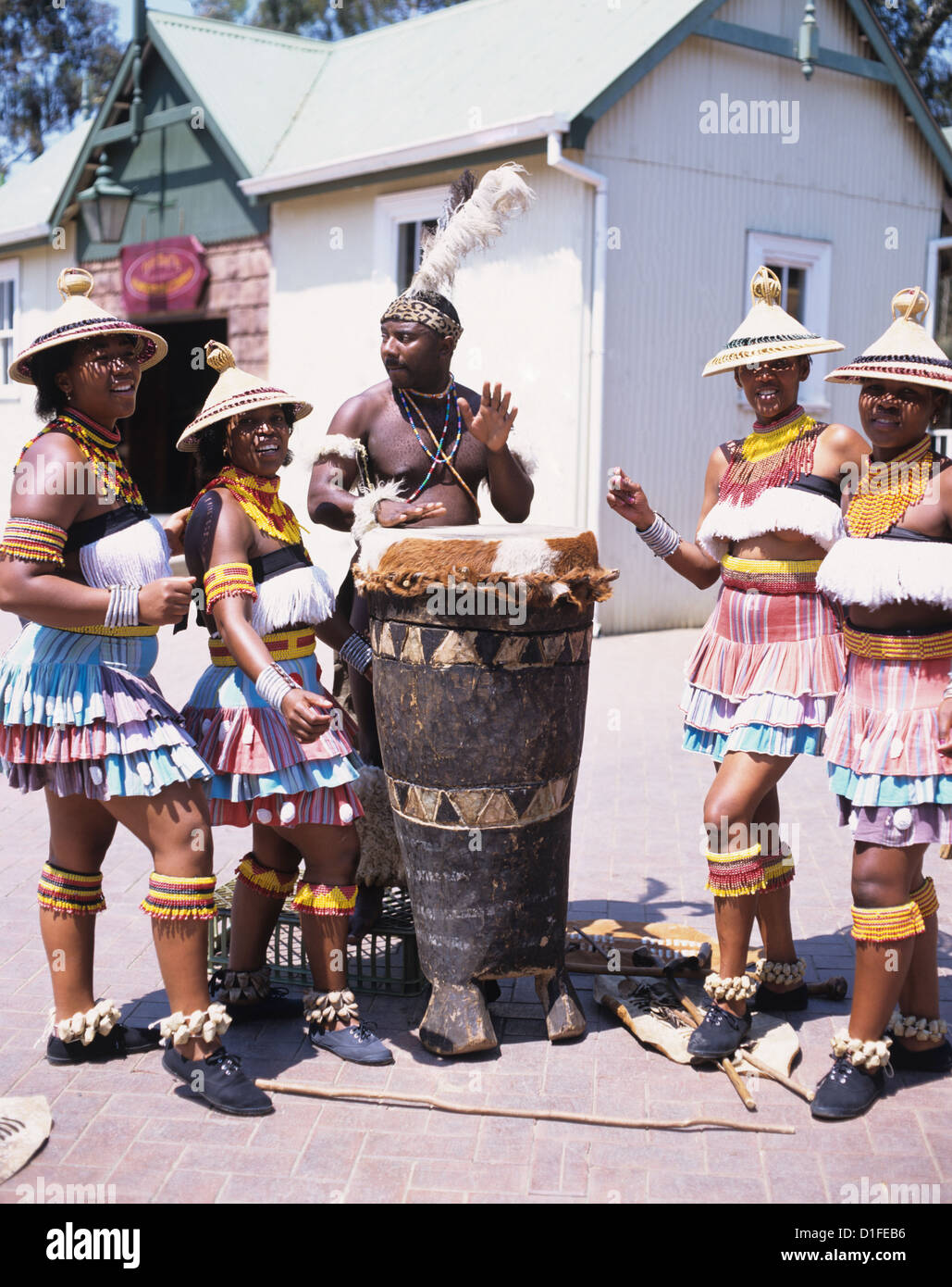 Zulu man traditional attire hi-res stock photography and images - Alamy