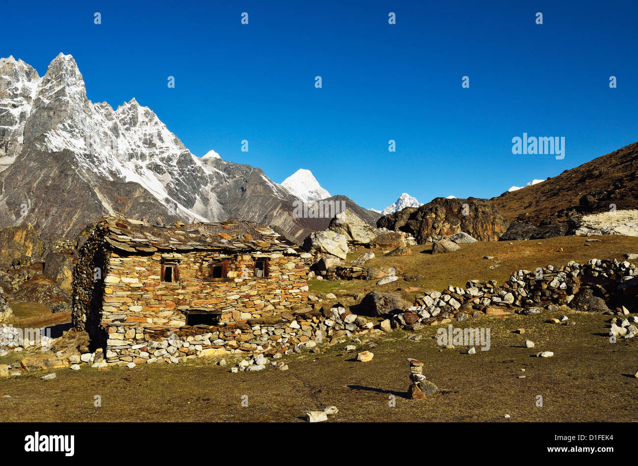 Hut at Kharka, Bhote Koshi Nadi, Sagarmatha National Park, Solukhumbu ...