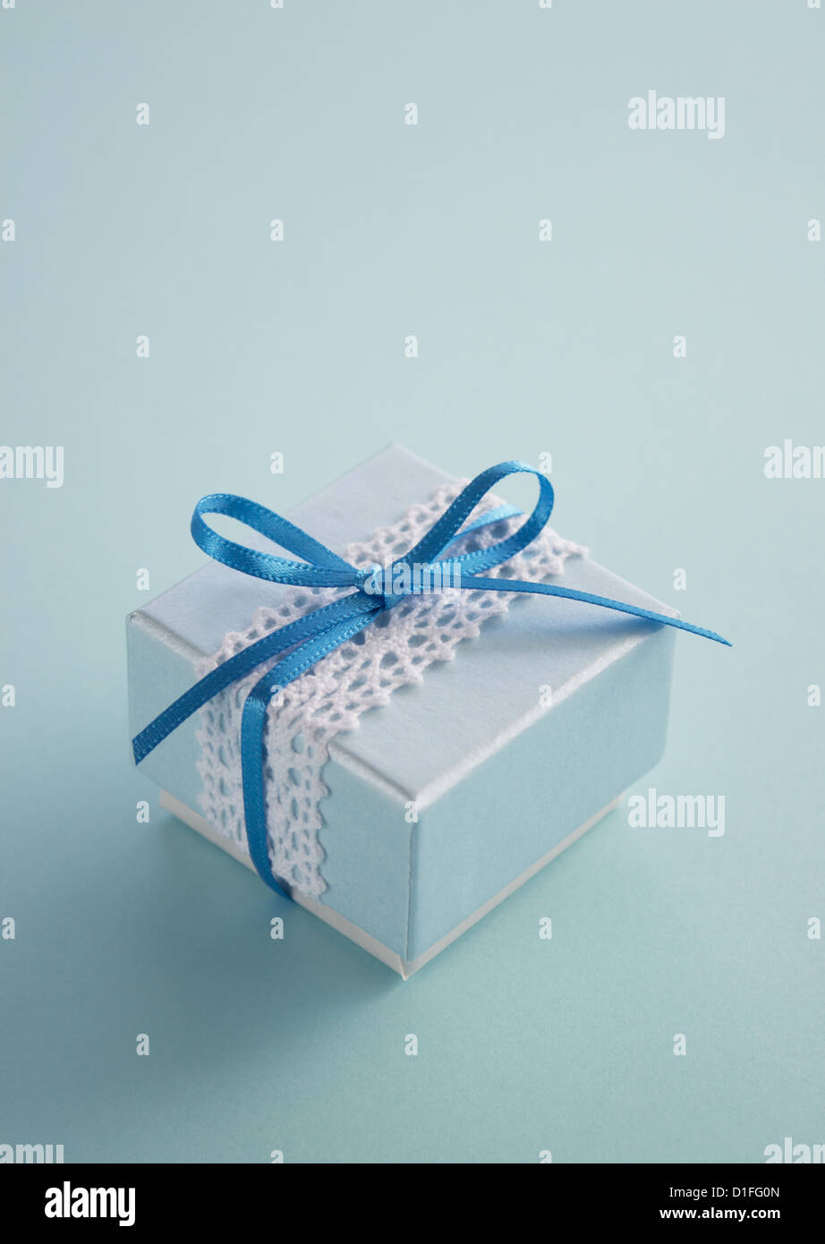 Light blue gift box Stock Photo - Alamy