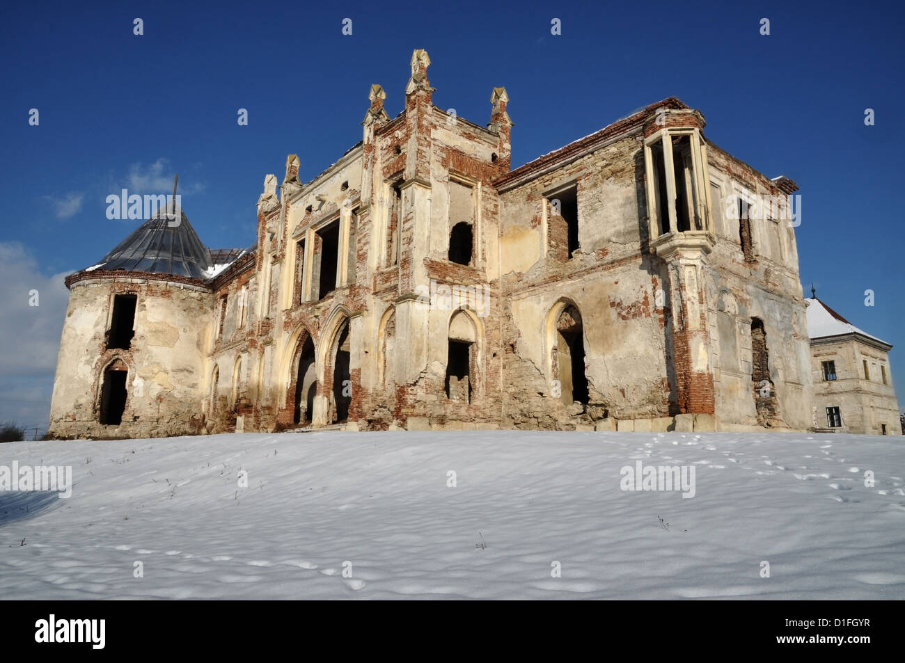 Banffy castle. Bontida village (Bonchida), Romania Stock Photo - Alamy