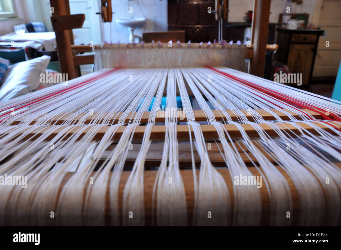 Old wooden loom strings cloth hi-res stock photography and images - Alamy