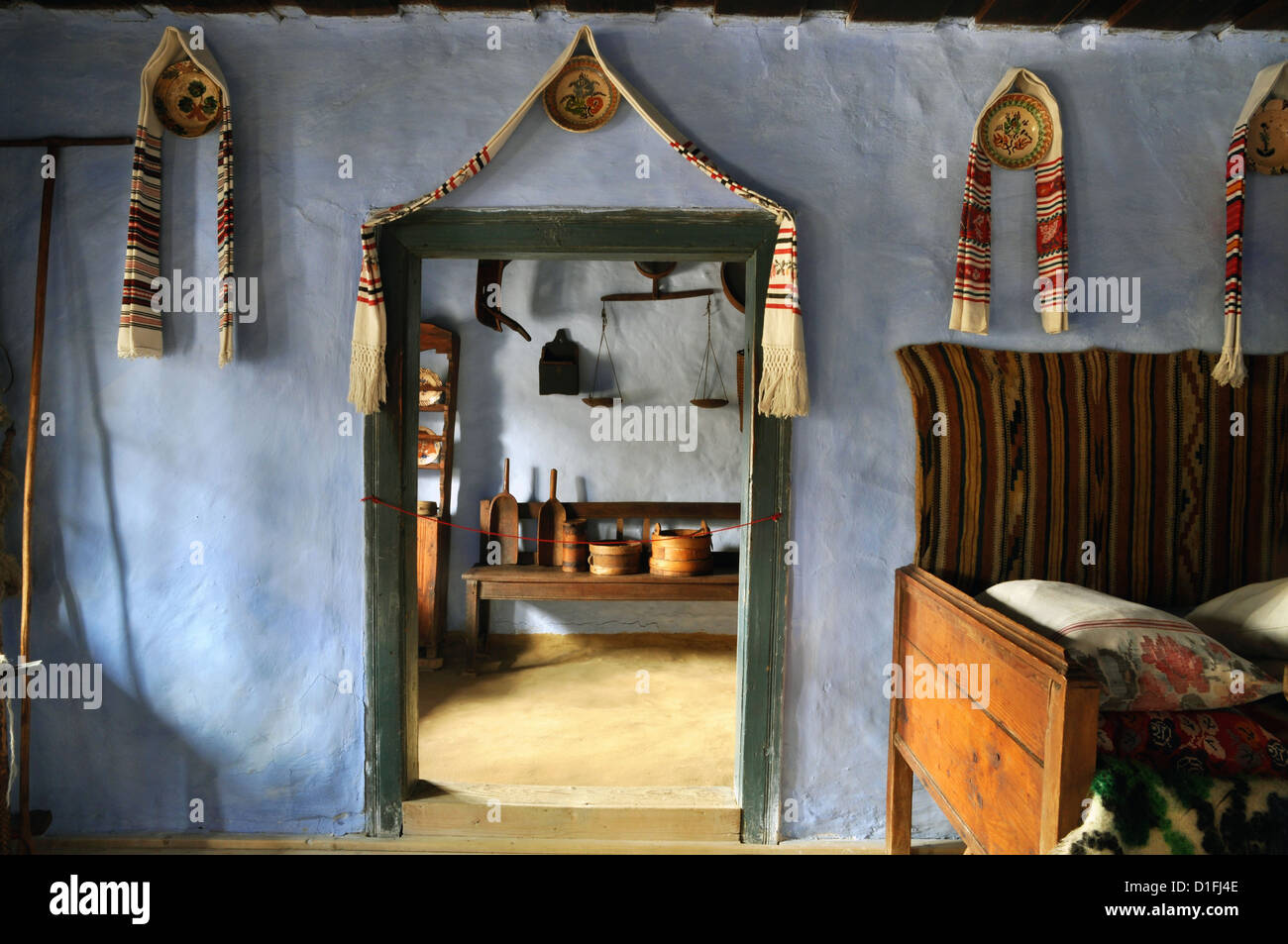 Romanian room hi-res stock photography and images - Alamy