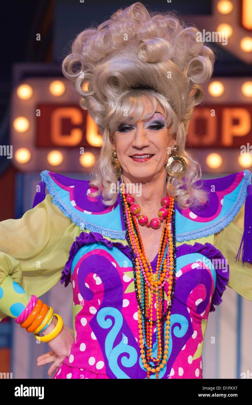 Paul ogrady lily savage hi-res stock photography and images - Alamy