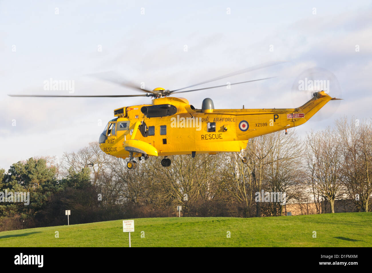 Helipad england hi-res stock photography and images - Alamy