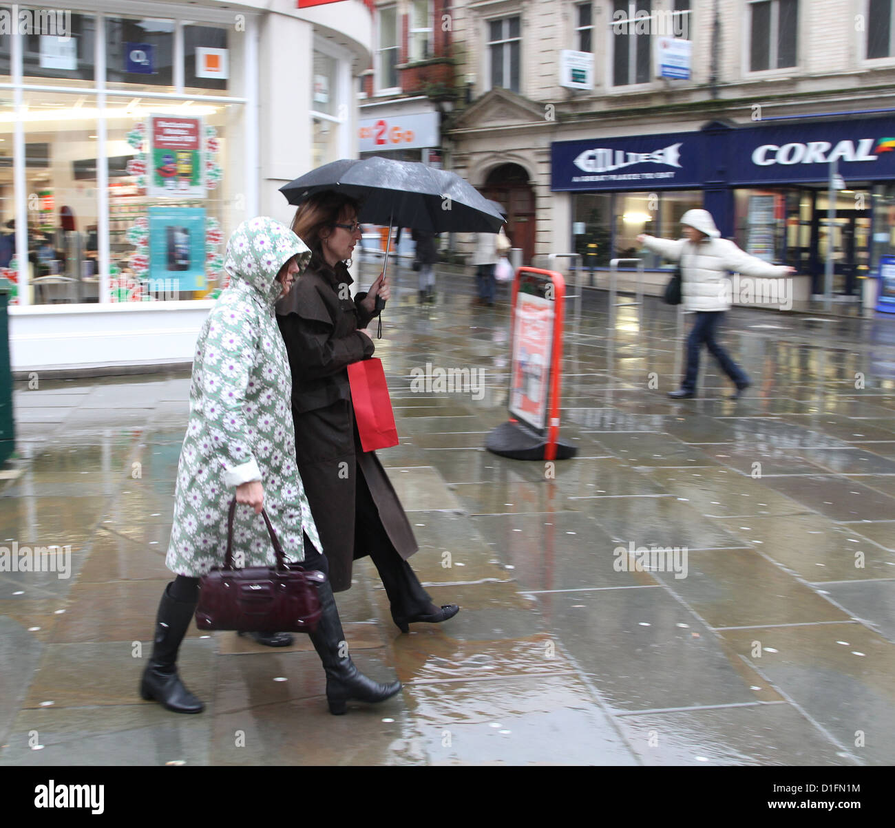 Wet day in wales hi-res stock photography and images - Alamy