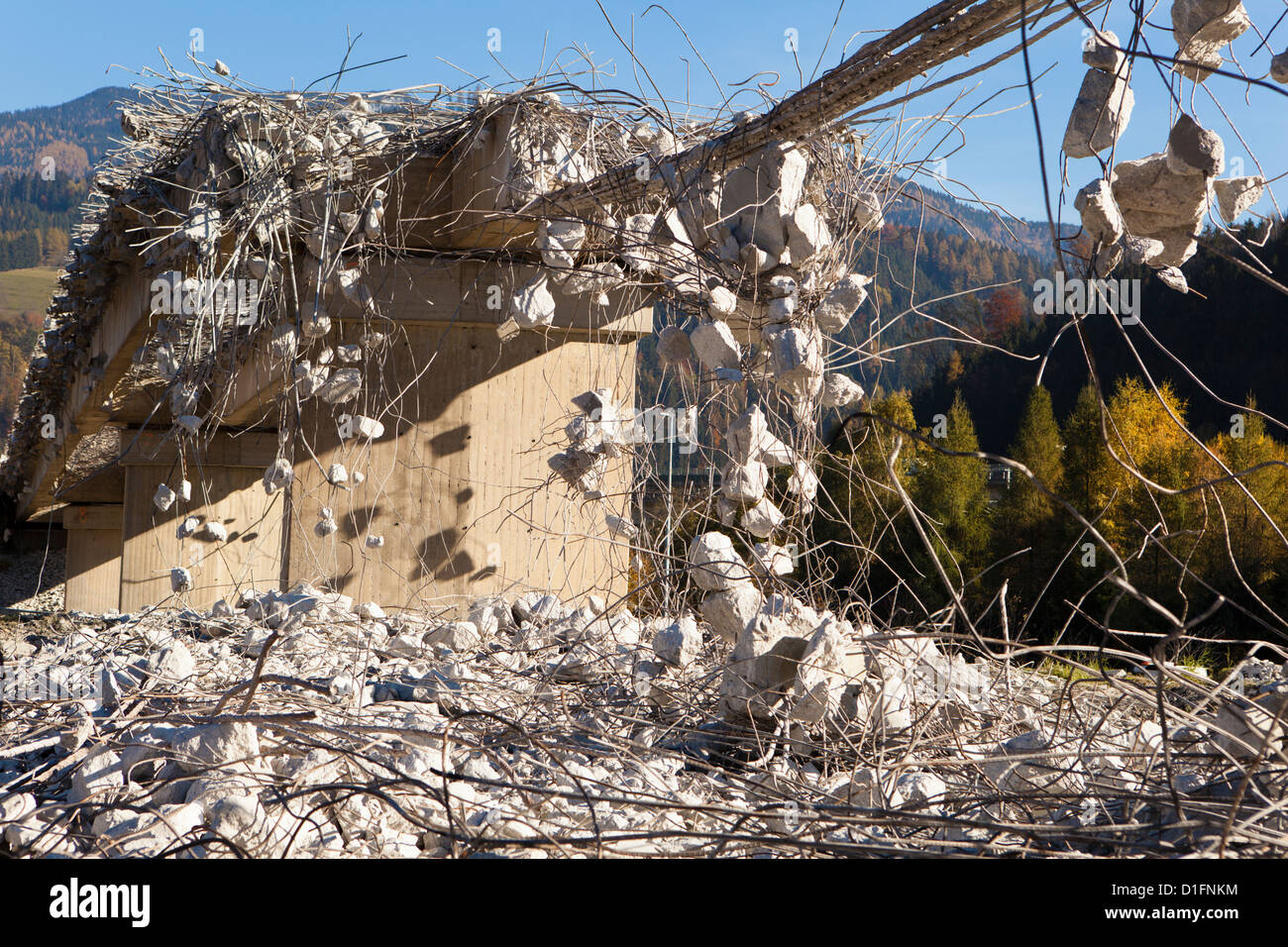 Demolition of a bridge Stock Photo - Alamy