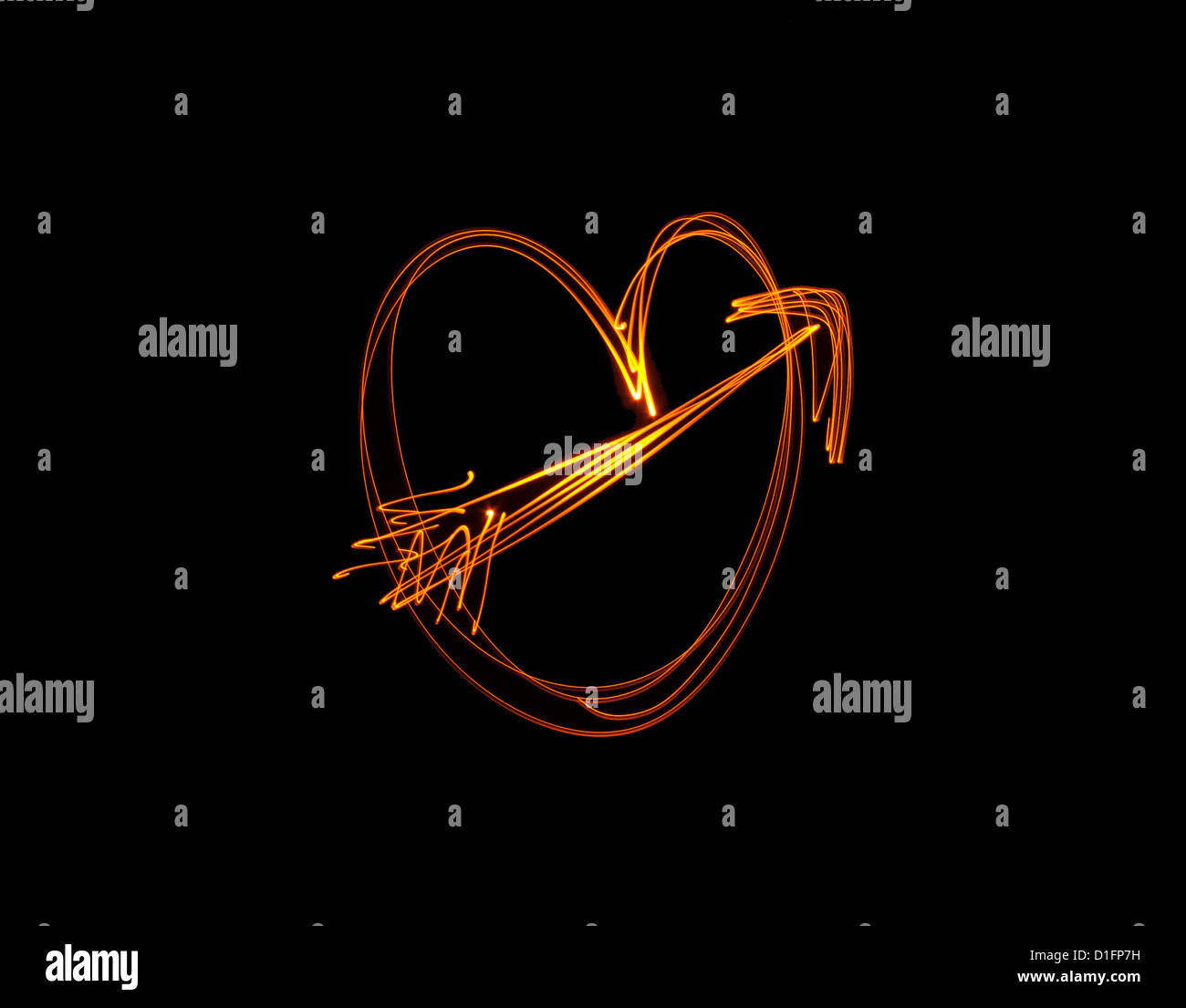 Heart with an arrow hi-res stock photography and images - Alamy