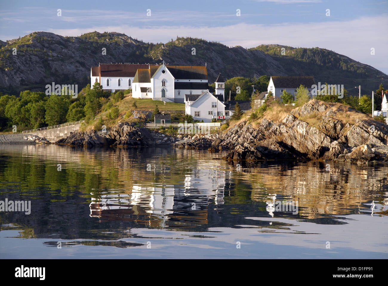 Overlooking the water hi-res stock photography and images - Alamy