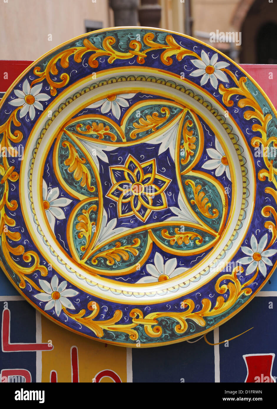 Hand painted italian ceramics hi-res stock photography and images - Alamy