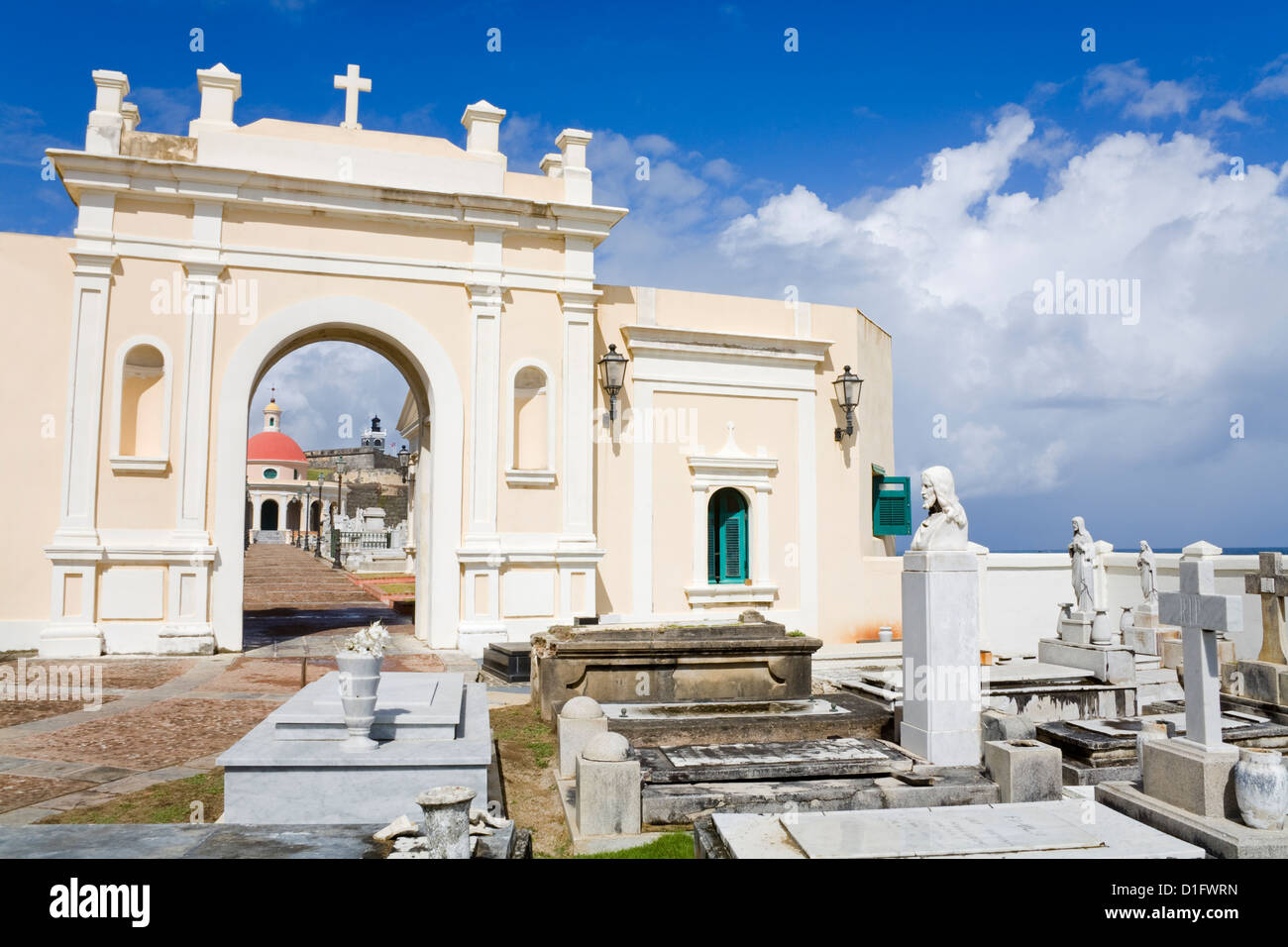 Santa Maria Magdalena Cemetery, Old City of San Juan, Puerto Rico ...