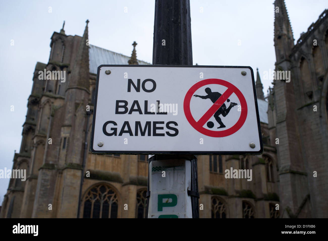 No Ball Games Sign High Resolution Stock Photography and Images - Alamy