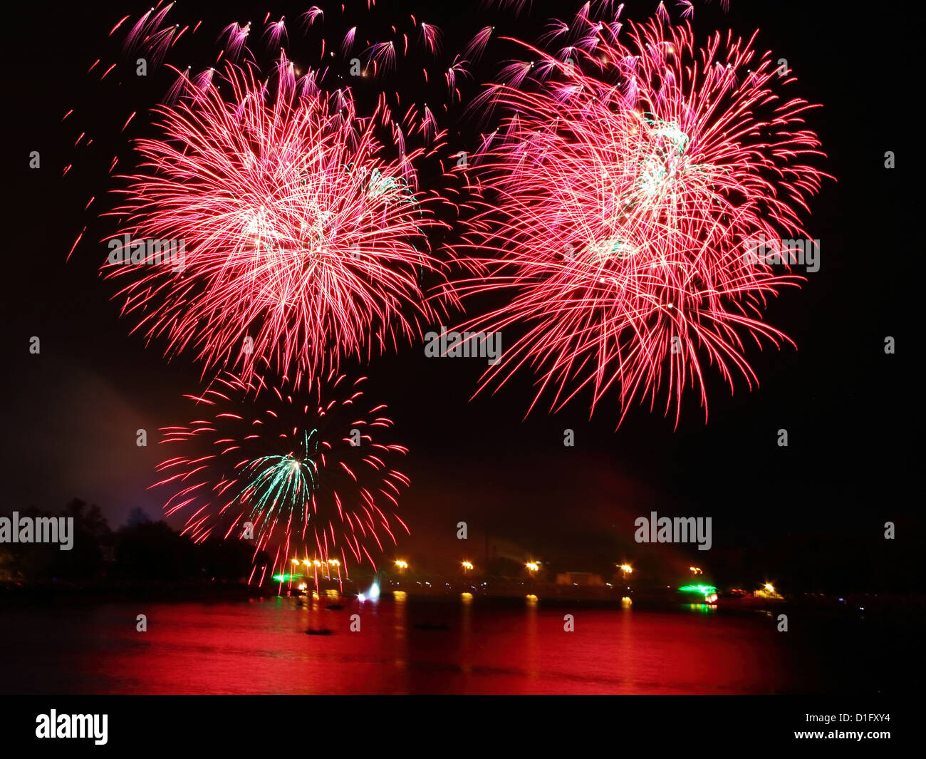 fireworks over water Stock Photo - Alamy
