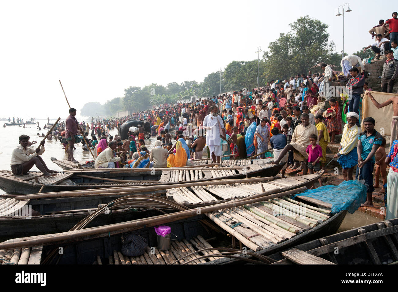 Patna ganges hi-res stock photography and images - Alamy