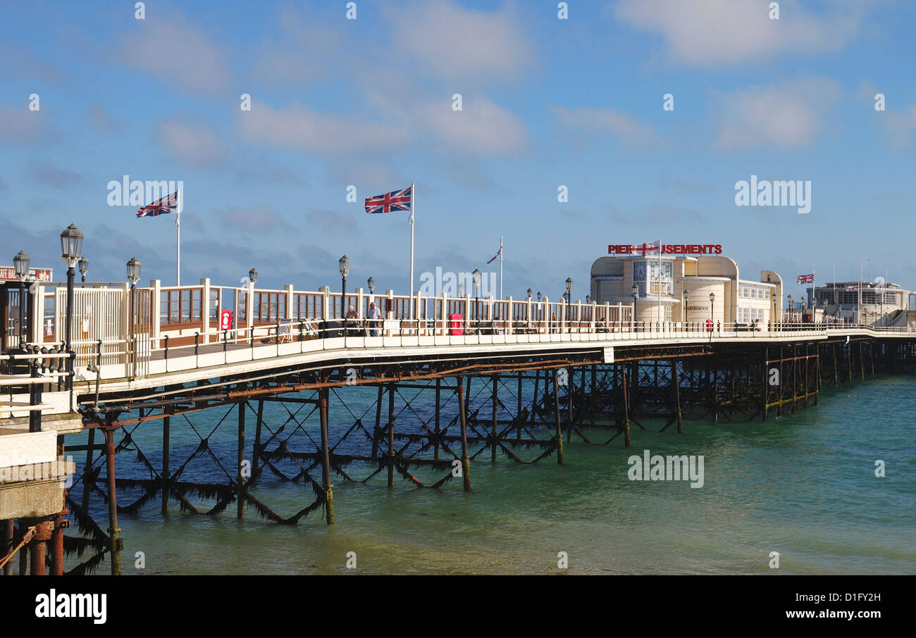 Worthing seafront promenade hi-res stock photography and images - Alamy