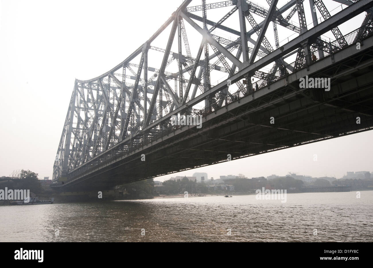 Howrah Bridge from the River Hugli (River Hooghly), Kolkata (Calcutta ...
