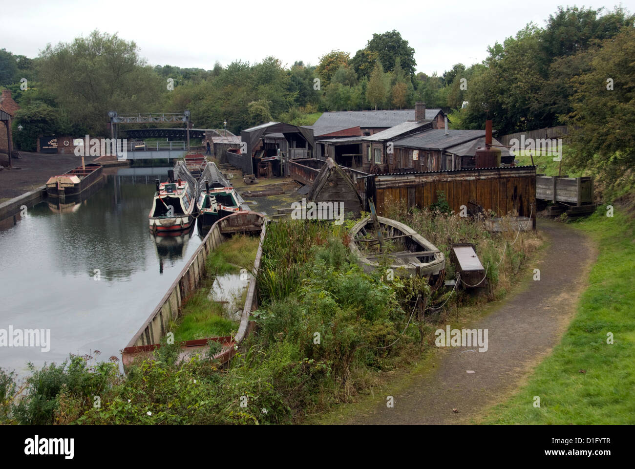 WEST MIDLANDS; DUDLEY; DUDLEY CANAL BASIN Stock Photo - Alamy