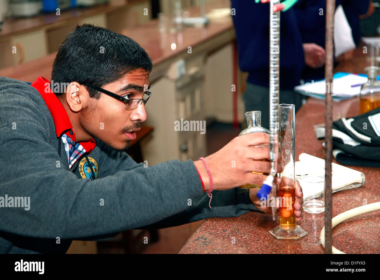School student Working in a Laboratory Stock Photo - Alamy