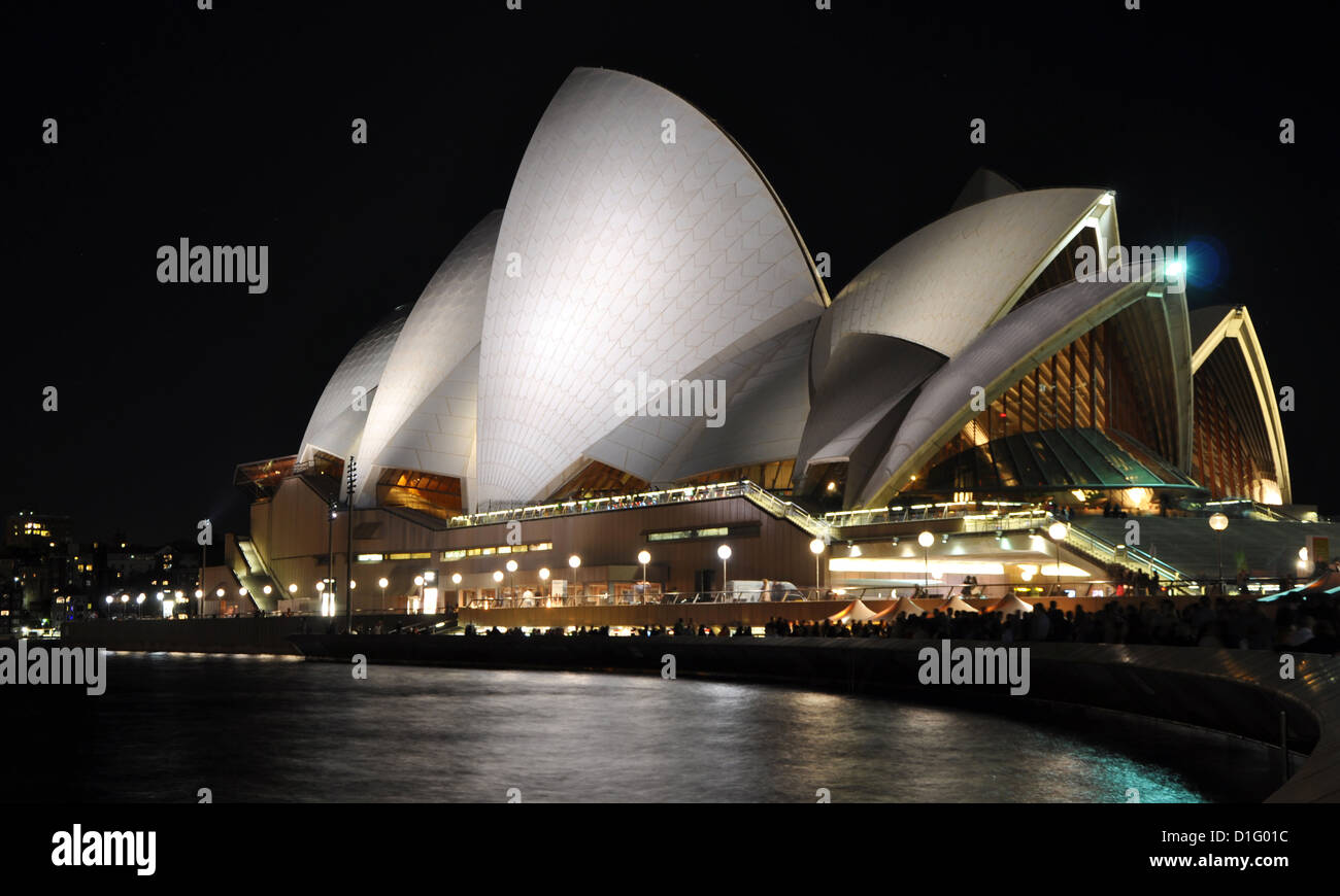 Sydney Opera House at night Stock Photo - Alamy