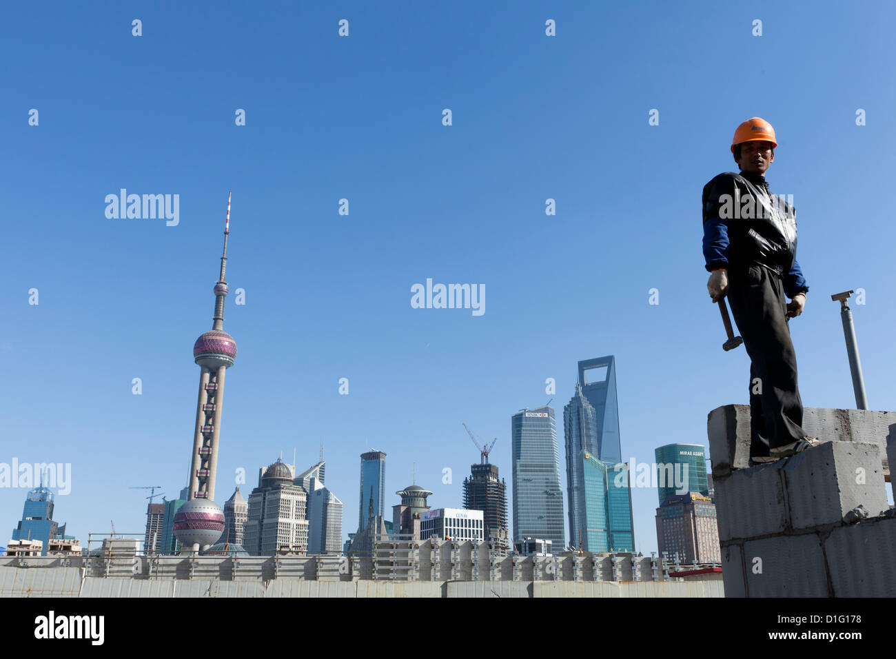 Shanghai construction hi-res stock photography and images - Alamy
