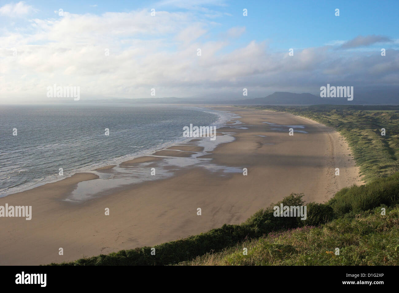 Tremadog Bay and Harlech beach seen from near Llanfair, Gwynedd, Wales ...