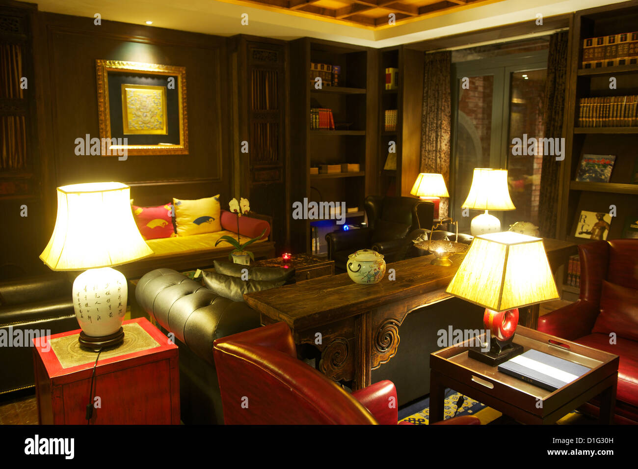 A parlor of Chinese ancient style hotel JE Mansion in Beijing, China ...
