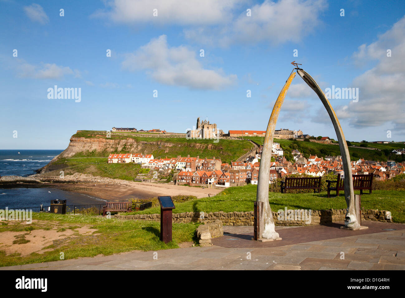 The Whalebone Arch at Whitby, North Yorkshire, Yorkshire, England ...