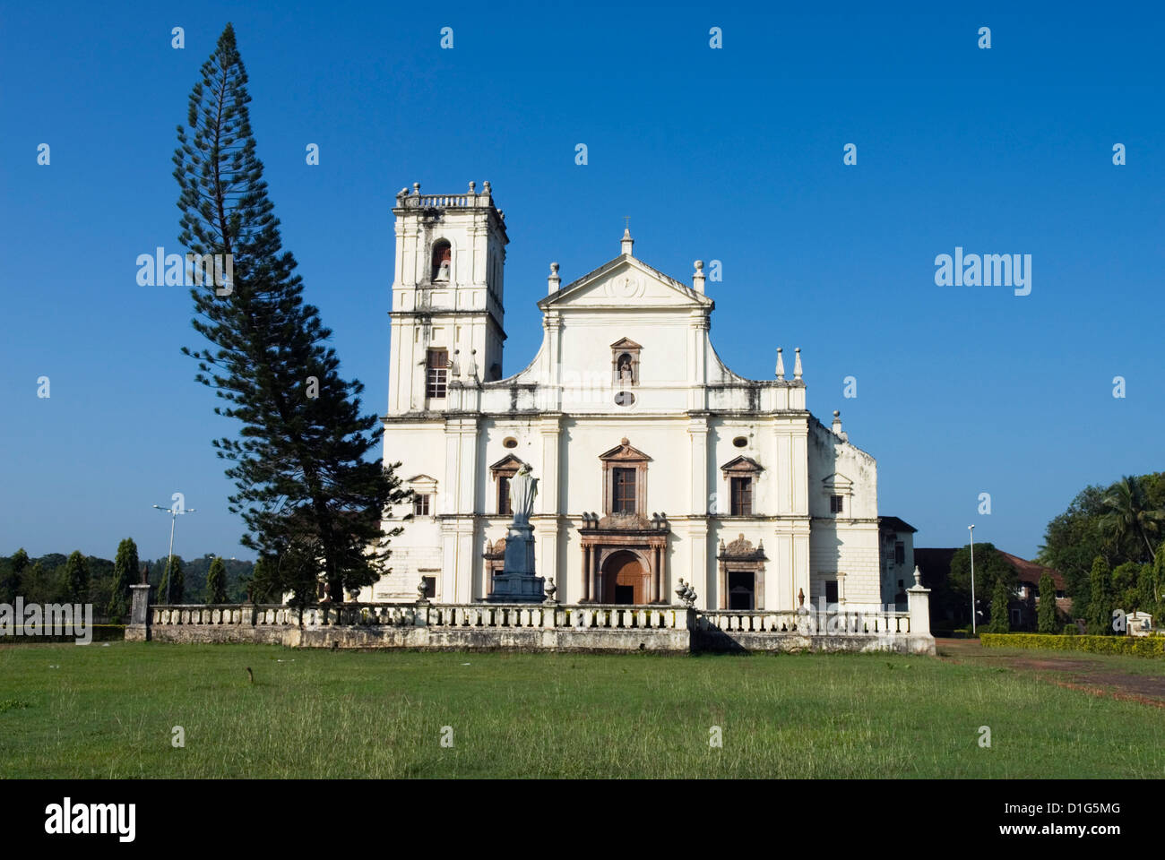 The Se (St. Catherine`s Cathedral), Old Goa, UNESCO World Heritage Site ...