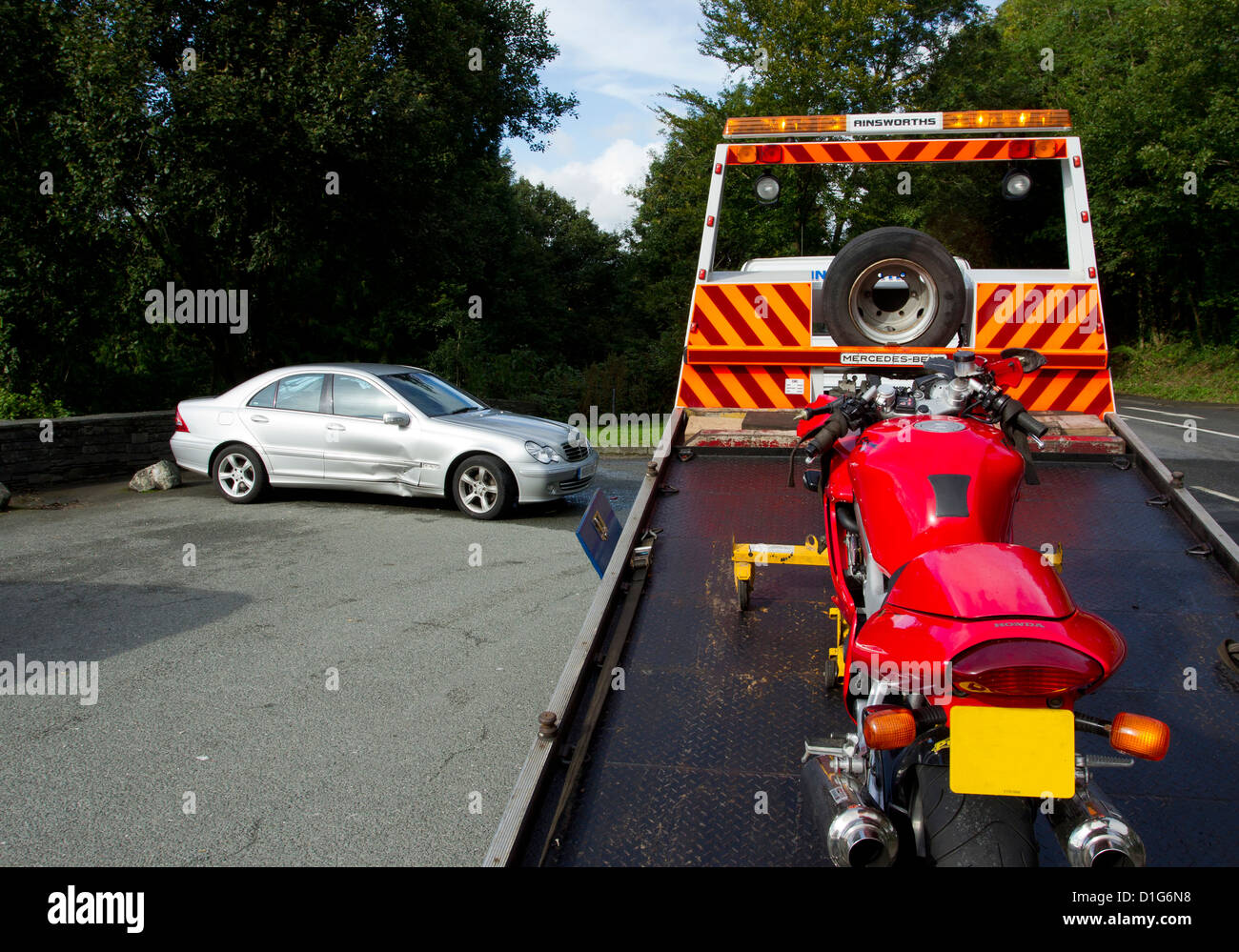 Non fatal car accident hi-res stock photography and images - Alamy