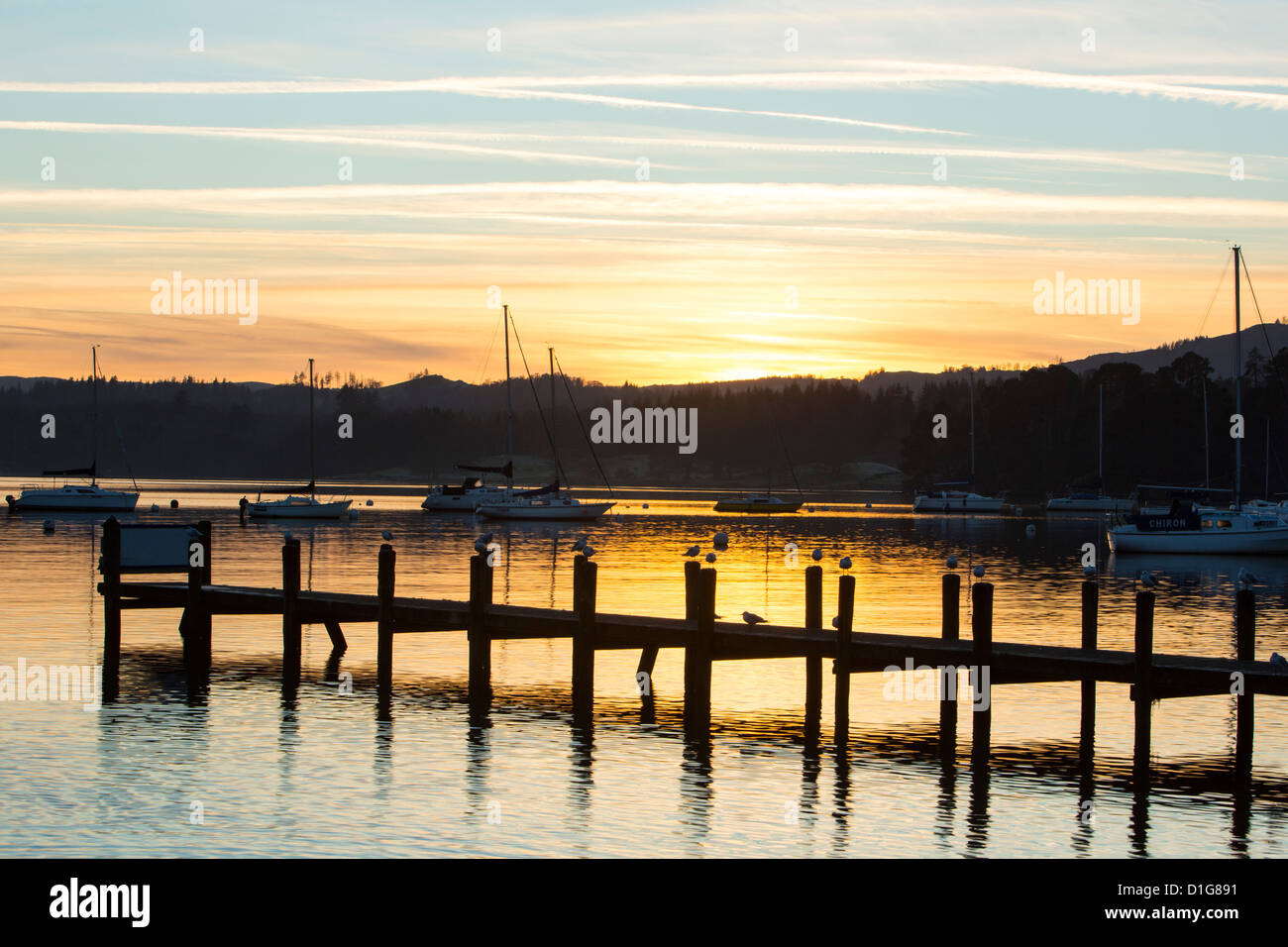 Waterhead lake district winter hi-res stock photography and images - Alamy