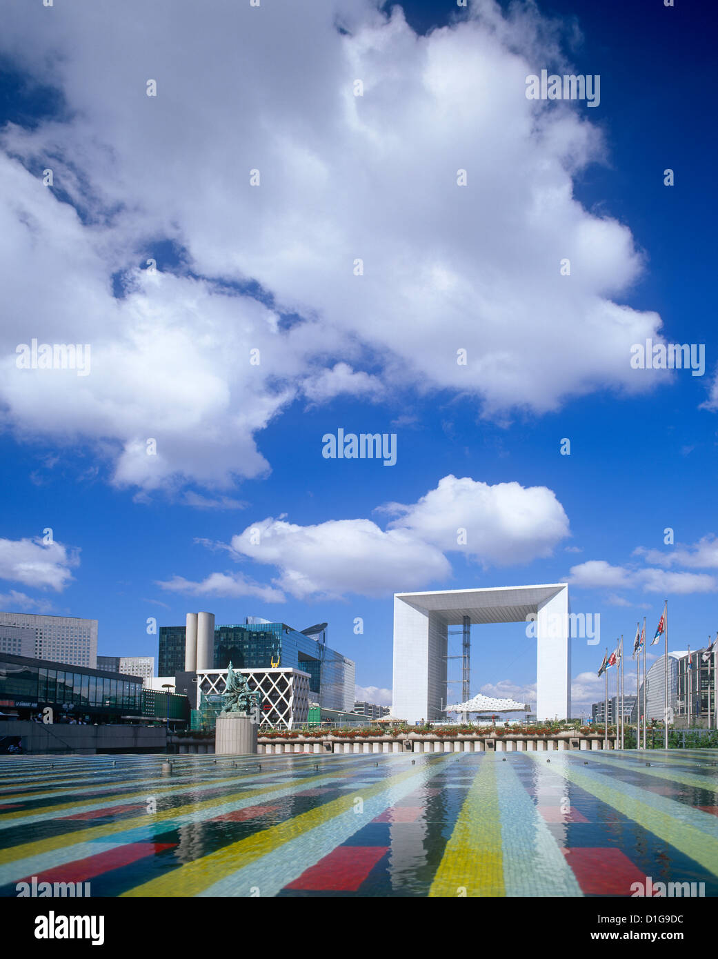 The Grand Arch, La Defense, Paris, France Stock Photo - Alamy